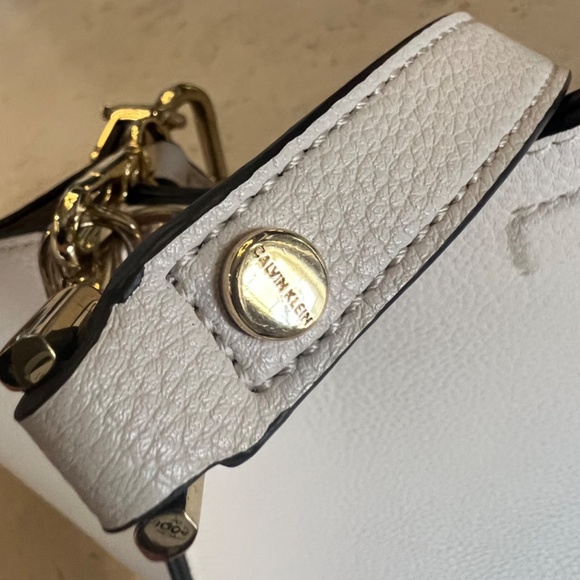 Calvin Klein Collection | Bags | Calvin Klein Tote Bag With Pouch ...